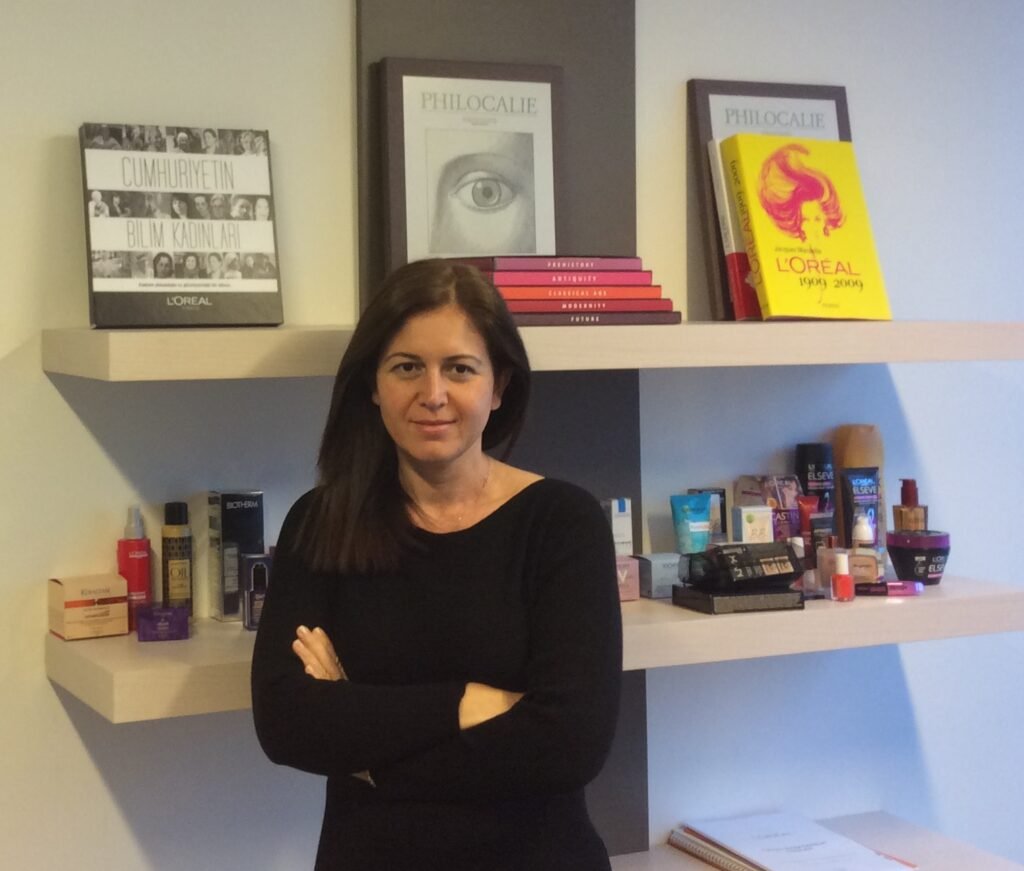 L’Oréal Türkiye Kurumsal İletişim ve Perakende Mükemmellik Direktörlüğü ...
